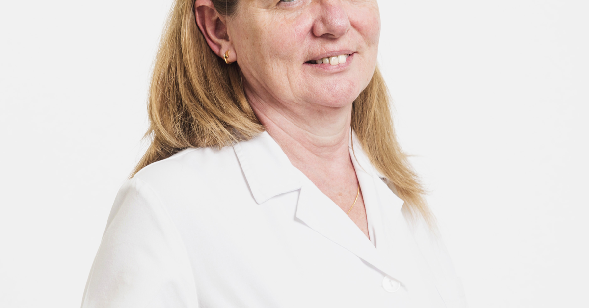 dra. Rosa Porqueras Suarez | Clínica Corachan